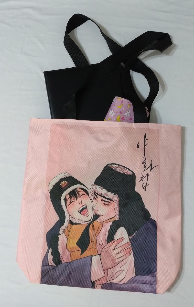 Manhwa BL Pattern Tote Bag, Roses and Champagne - Etsy