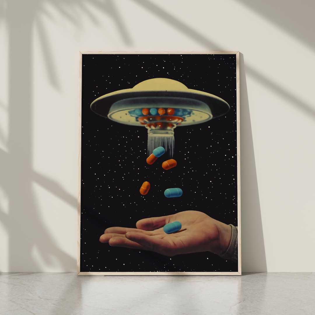Matrix Ufo Print Flying Saucer Alien Print Surreal Wall Art Weird Art ...