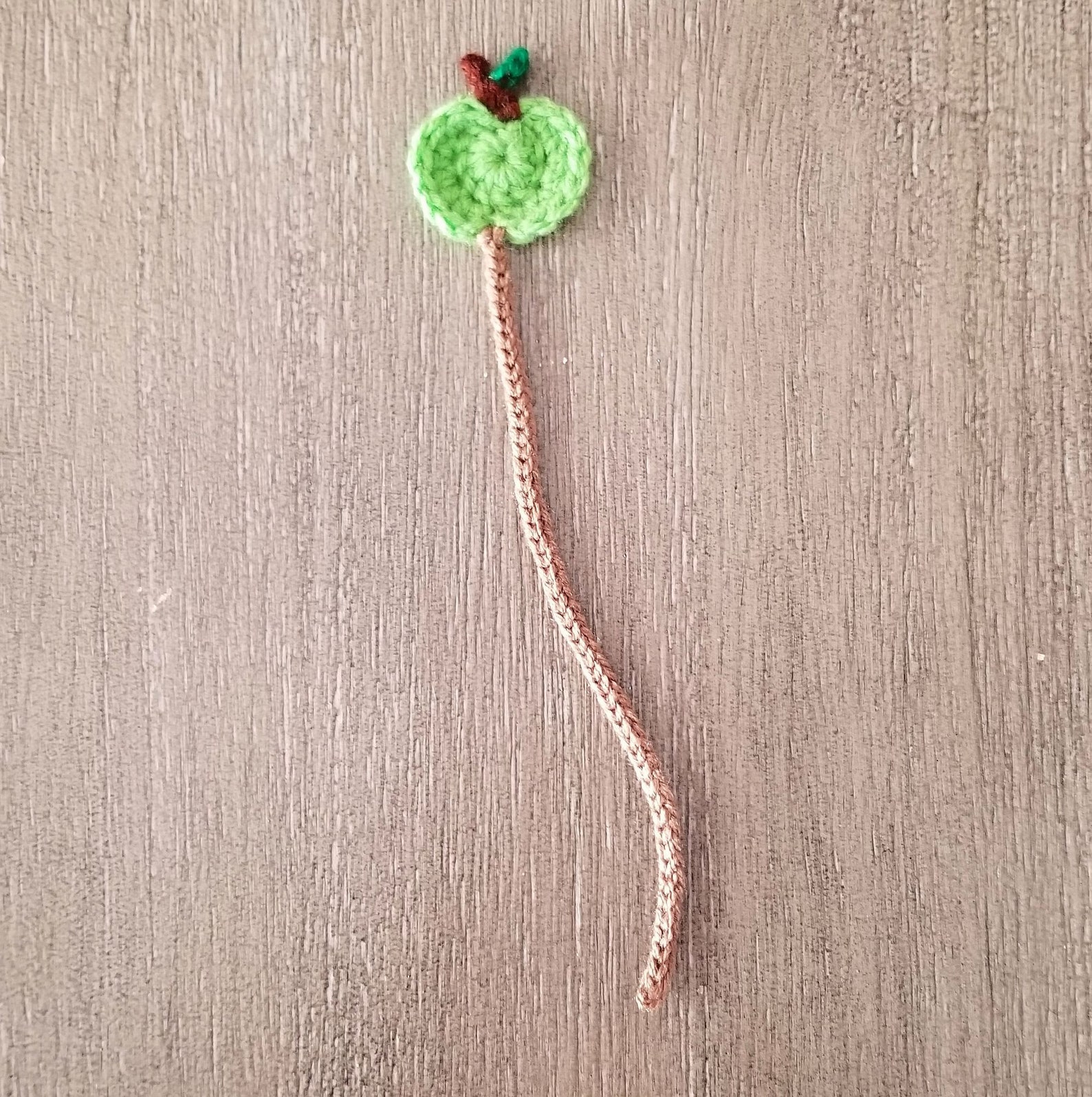 Apple Bookmark Crochet Pattern PDF Download | Etsy