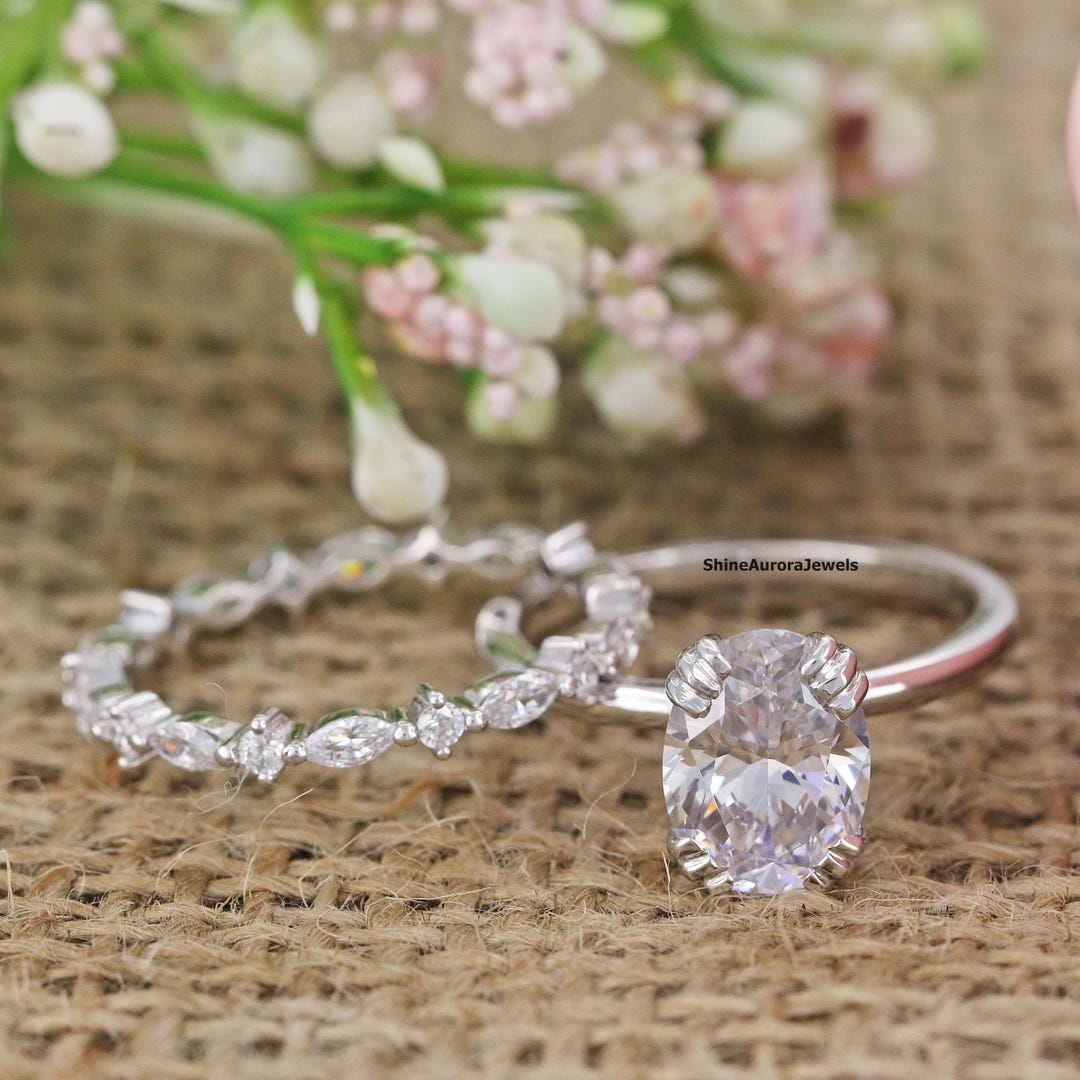 2.00 Carat Oval Cut Colorless Moissanite Engagement Ring, Solitaire ...