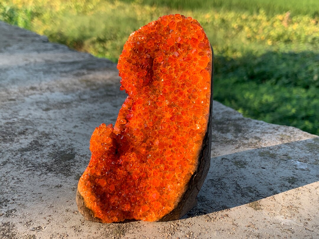 Beautiful Yellow Geode Quartz Cluster,quartz Crystal,mineral Vug ...