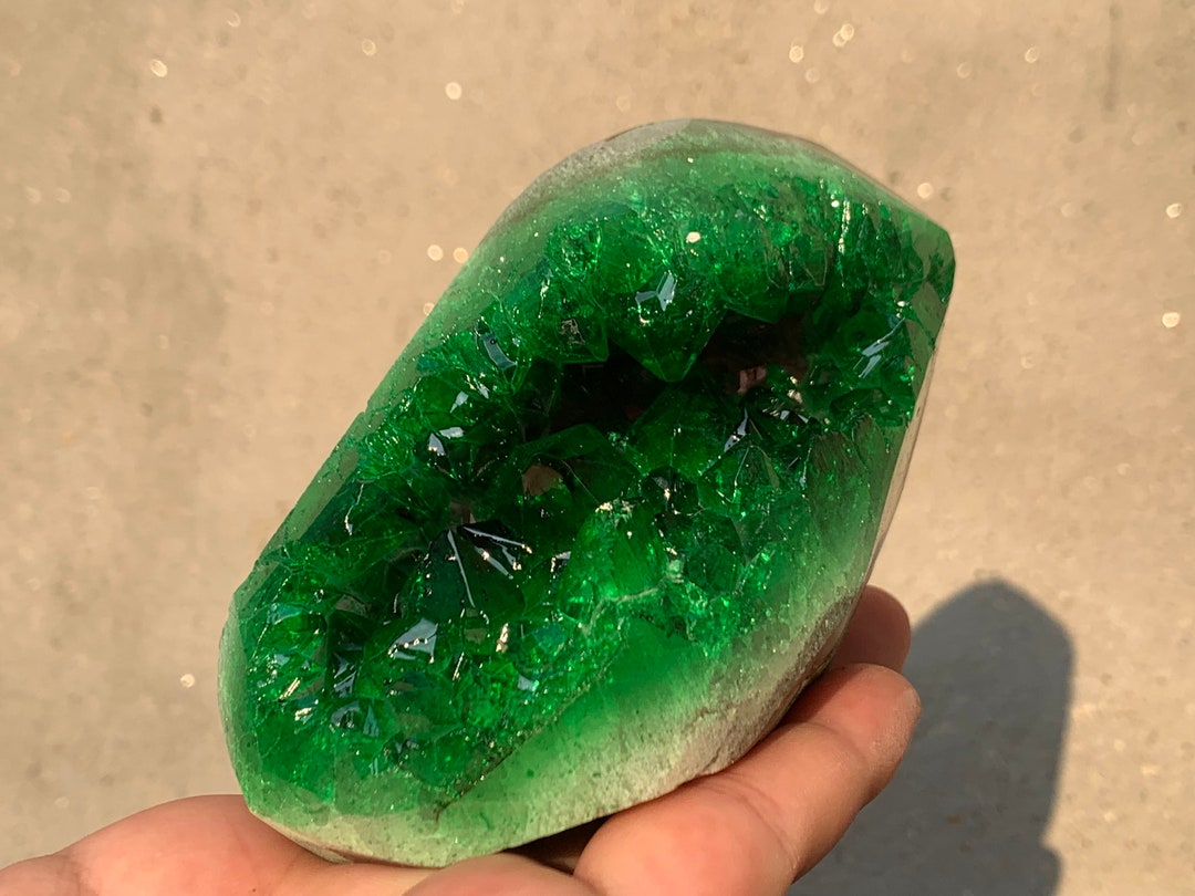 Green Quartz Geode Cluster: Mineral Vug Specimen, Home Decor Crystal ...