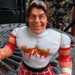 Vintage 1990s WWF WWE Hasbro Hot Rod Rowdy Roddy Piper Wrestling Figure ...