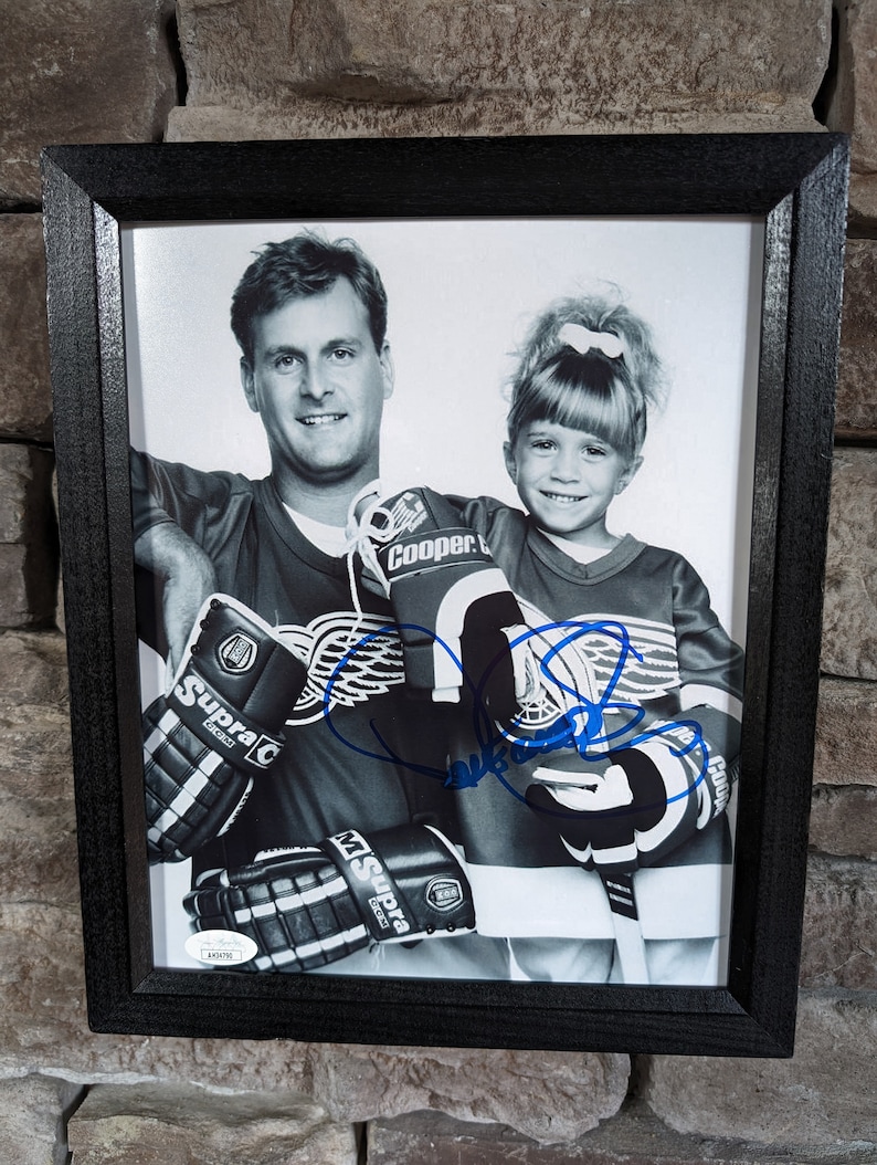 Autographed Dave Coulier Uncle Joey Gladstone on Full House 8x10 Inch ...