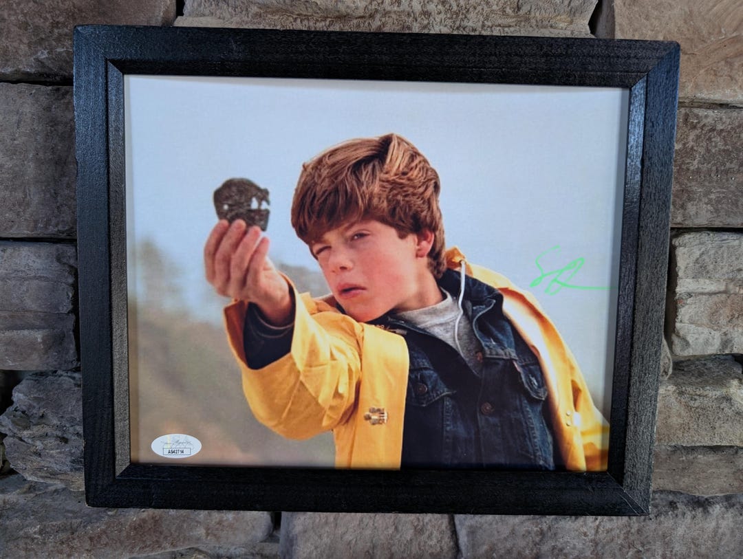 Autographed Sean Astin Mikey the Goonies 8x10 Inch Framed Photo With ...