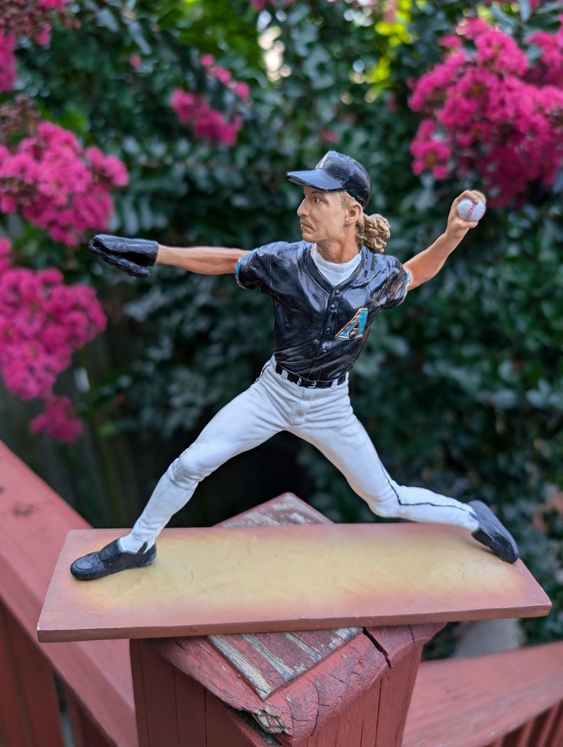 2000 Salvino Prestige Series Randy Johnson Limited Edition Statue ...