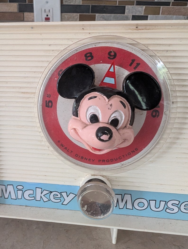 Vintage 1960 Mickey Mouse General Electric Youth Electronics C2419A ...