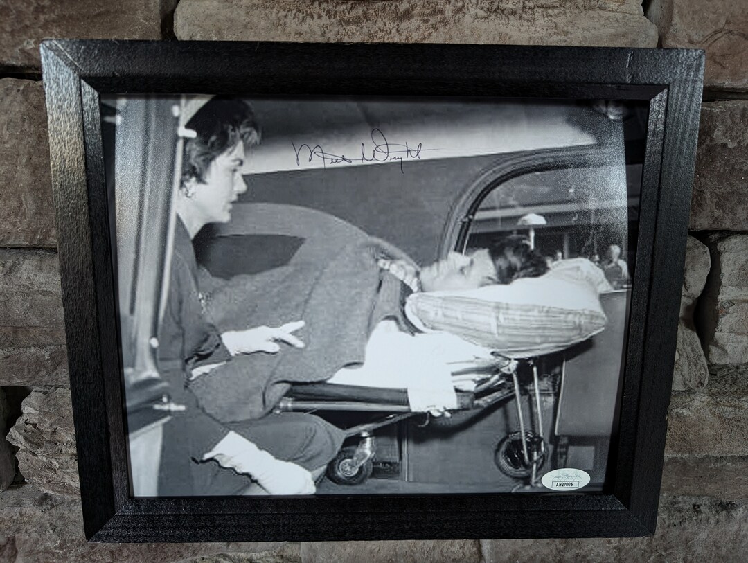 Autographed Milton T. Wright JFK Assassination Motorcade Driver 8x10 ...