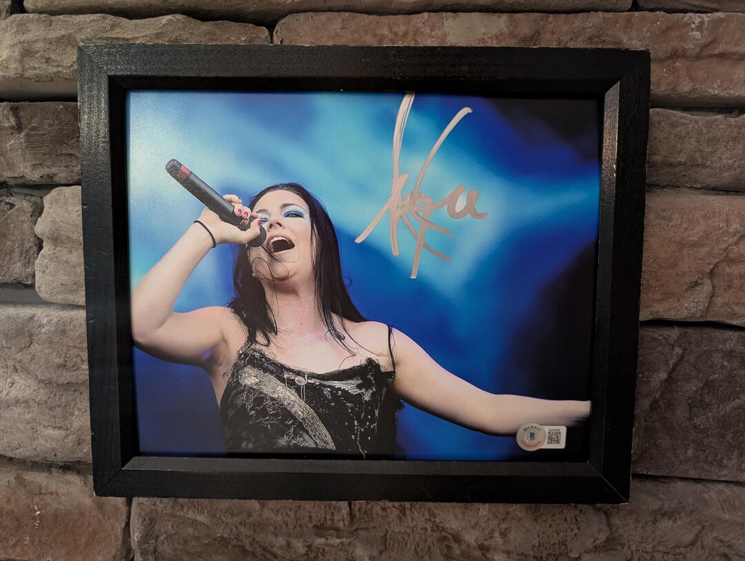 Autographed Amy Lee Evanescence Lead Singer. 8x10 Inch Framed Photo ...