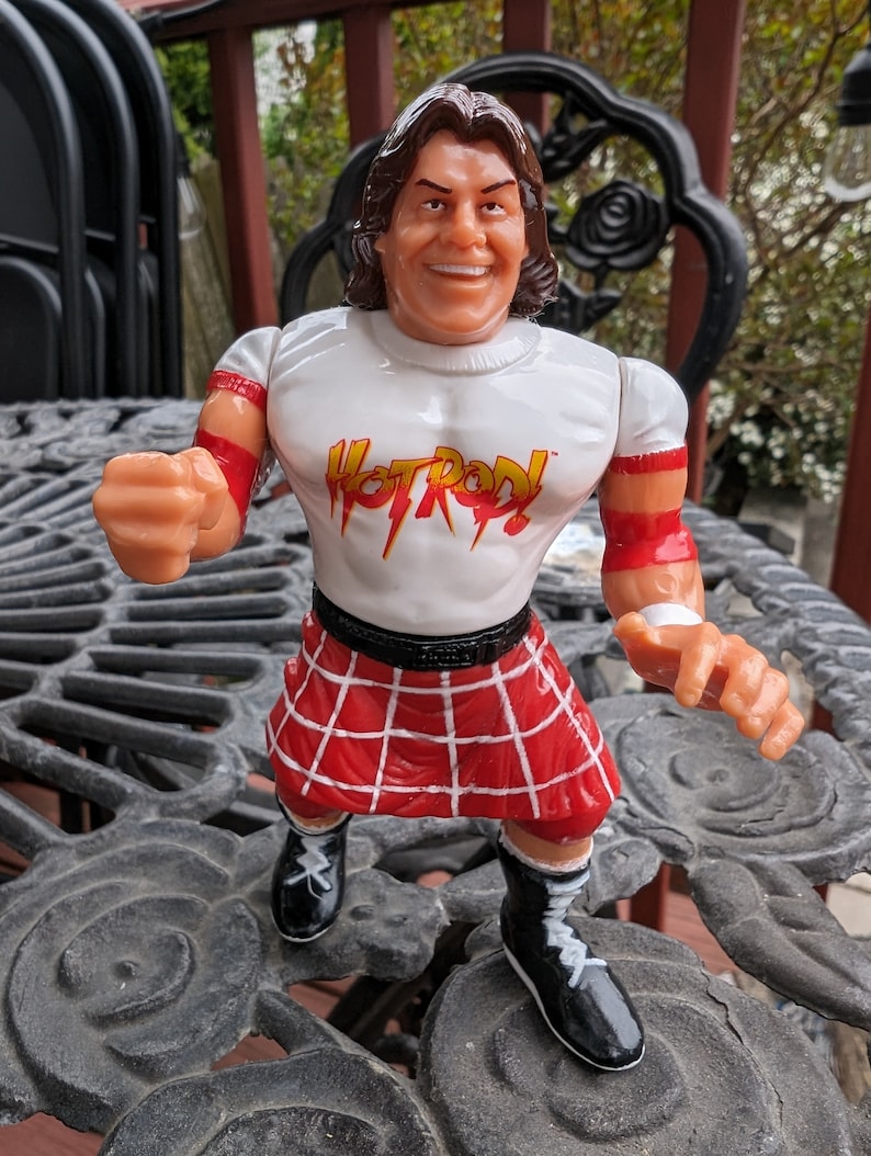 Vintage 1990s WWF WWE Hasbro Hot Rod Rowdy Roddy Piper Wrestling Figure ...