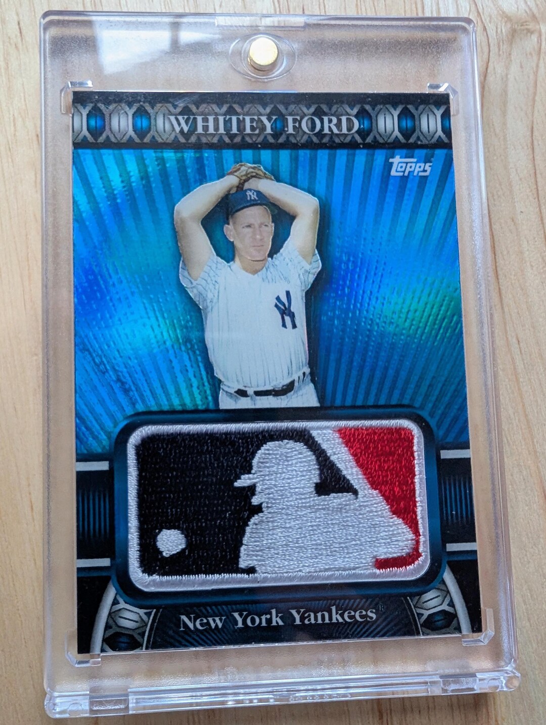Topps Commemorative MLB Silhouette Batter Logo Patch Card of Whitey ...