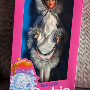 Vintage 1995 Mattel Dolls of the World Native American Eskimo Barbie ...