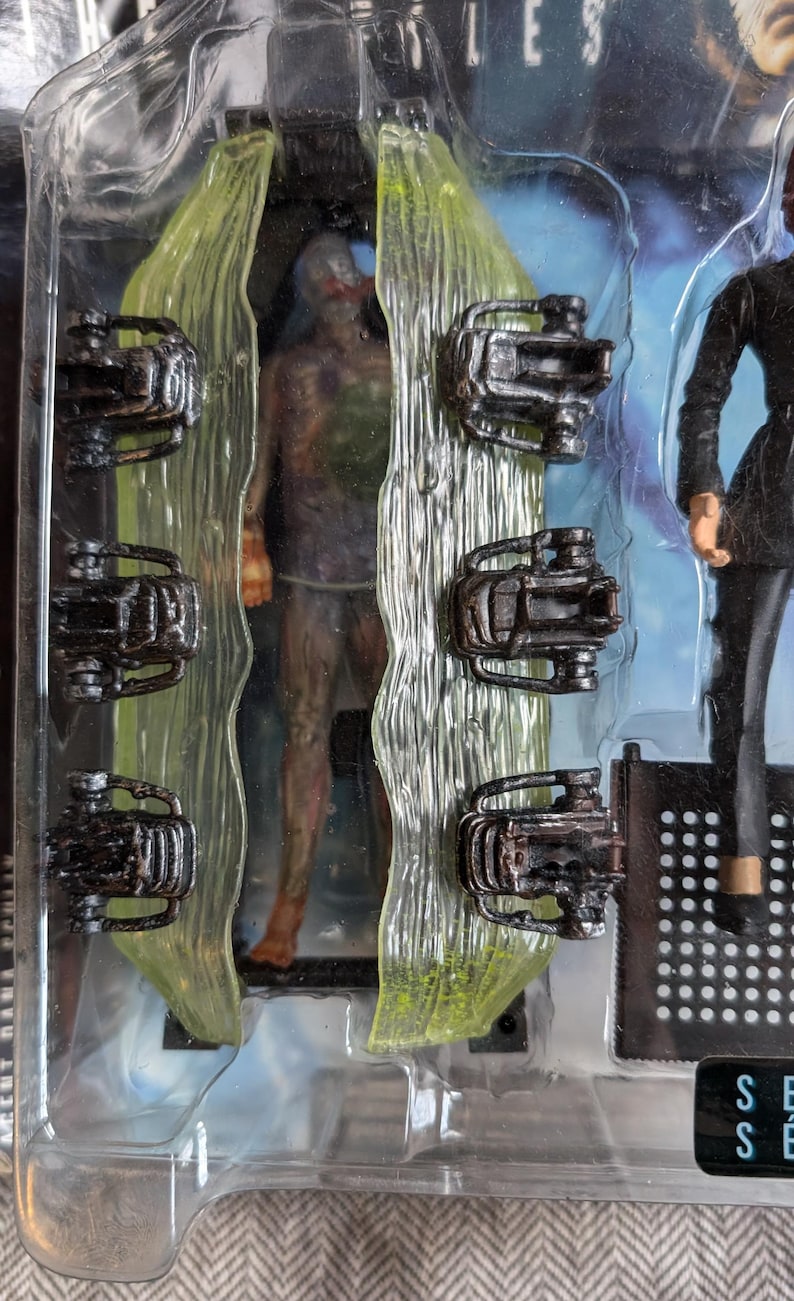 Vintage 1990s Mcfarlane Toys the X Files Series 1 Action Figure in ...