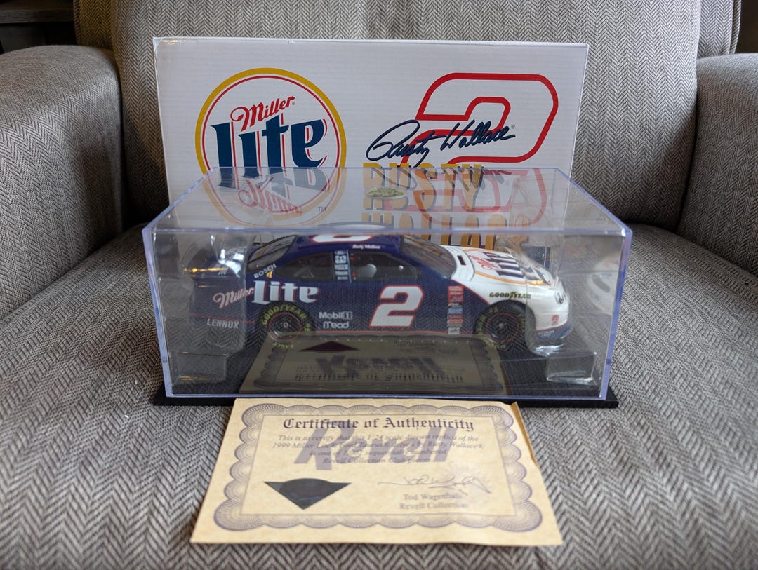 Revell Collectibles 1:24 Scale Diecast Metal NASCAR Stock Car . Rusty Wallace 2 Miller Lite Beer ...
