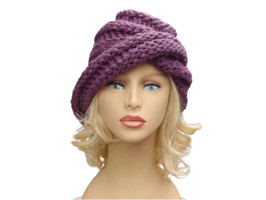 Mobius Cloche Hat Knitting Pattern Easy DIY Beanie, Women's Fashion ...