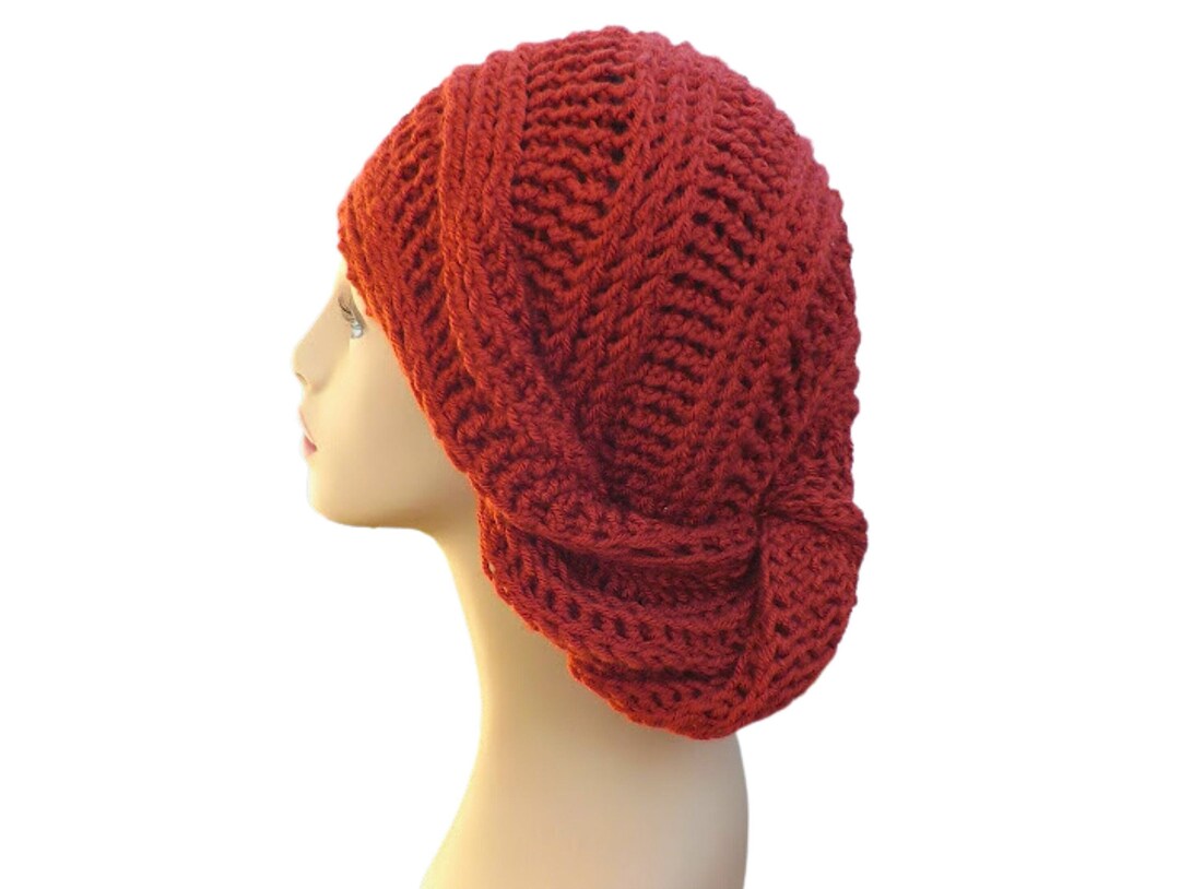 Crochet Unique Mobius Hat: Twisted Design Pattern for All Intermediate ...
