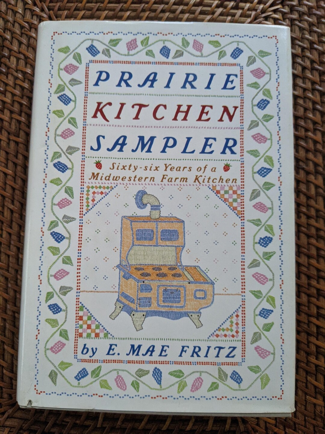 PRAIRIE Kitchen Sampler Cookbook HB 1988 Nebraska Recipes by Year Organ ...