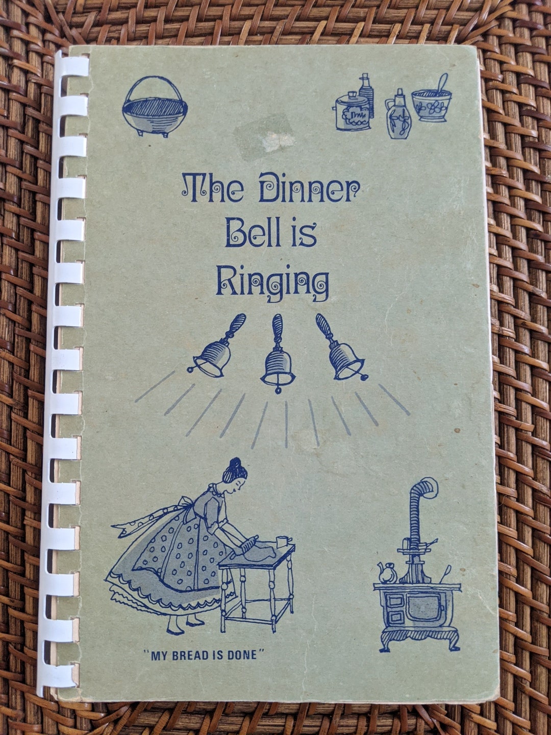 RARE Lowcountry SC 70s Cookbook Dinner Bell is Ringing Kathleen Lesesne ...