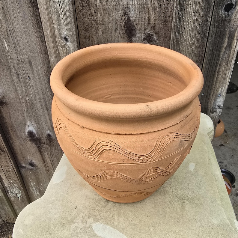 Rustic Red Clay Textured Terra Cotta Kentucky Pot Planter | 9.5" Tall X ...