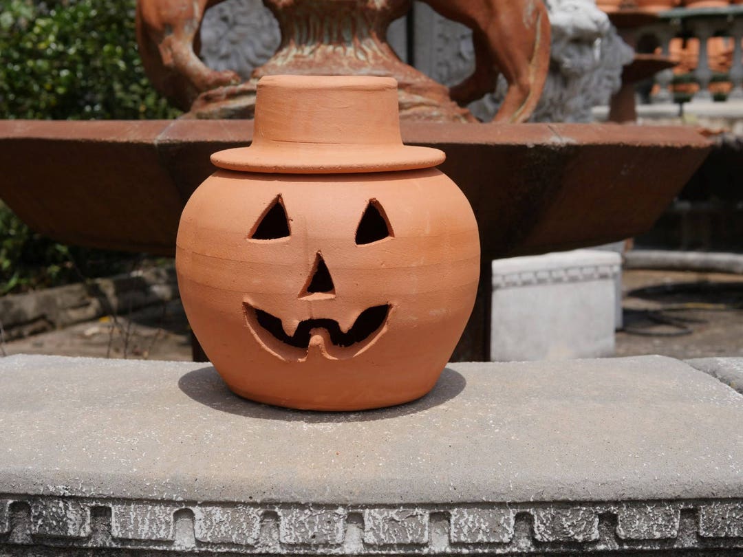 1 Gallon Terra Cotta Jack-o'-lantern Pumpkin With Hat From Craven ...