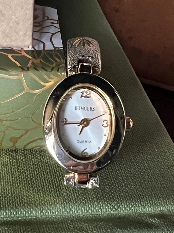 Elegant Rumours Quartz Watch - Gem