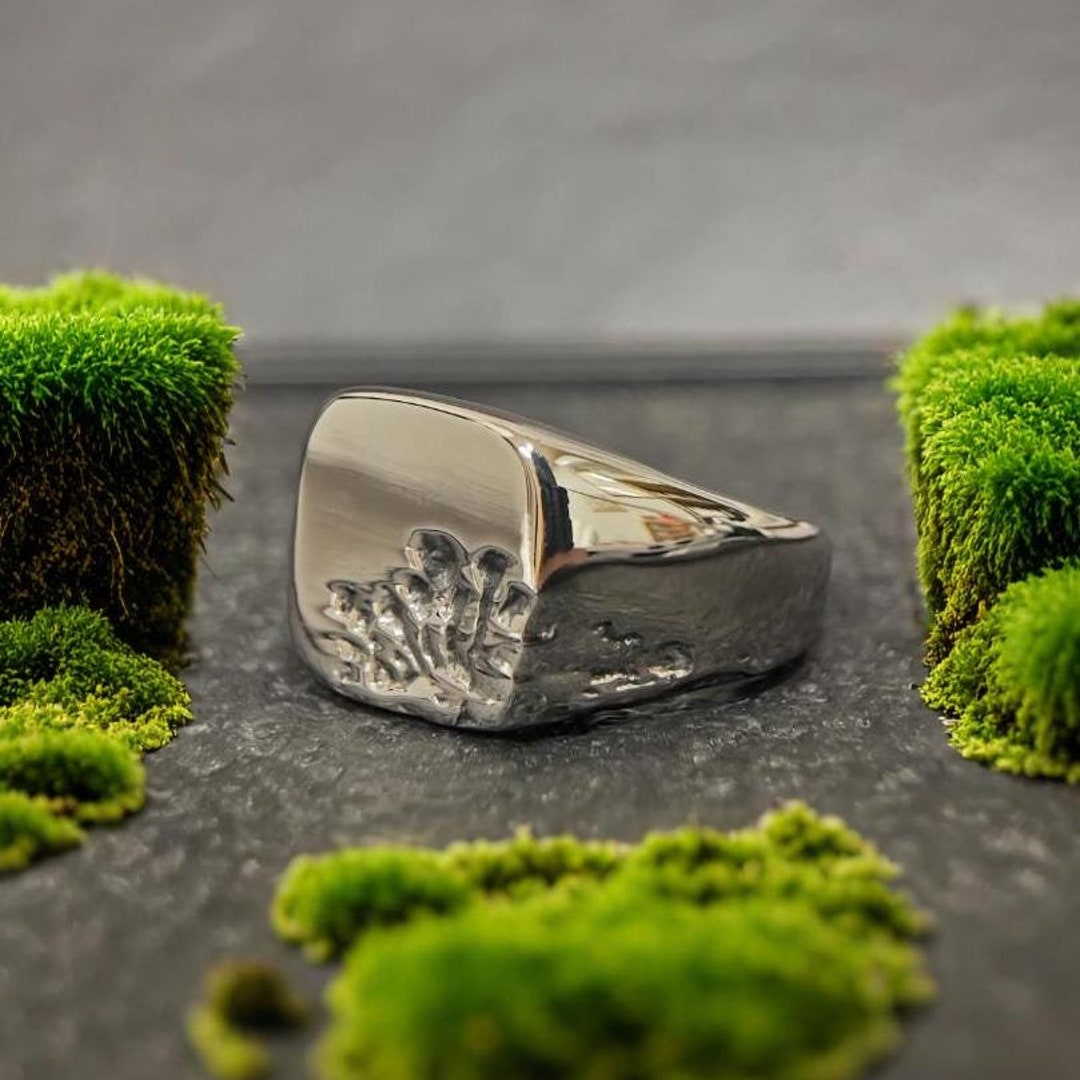 Vintage Brutalist Broken Signet Ring for Men Unique Color Biker Ring ...