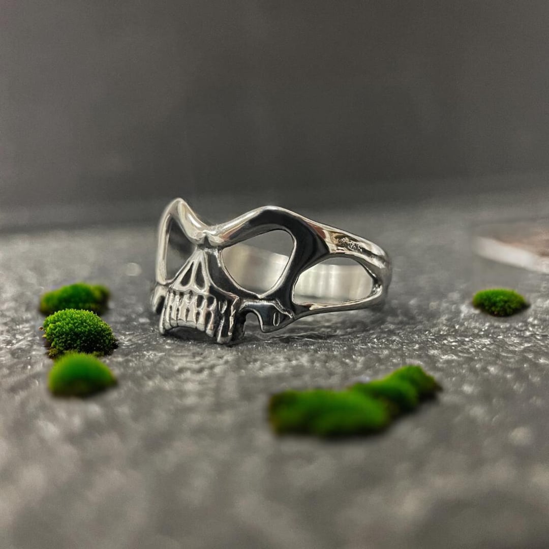Unique Gothic Punk Skull Ring for Men Women Vintage Biker Ring Wedding ...