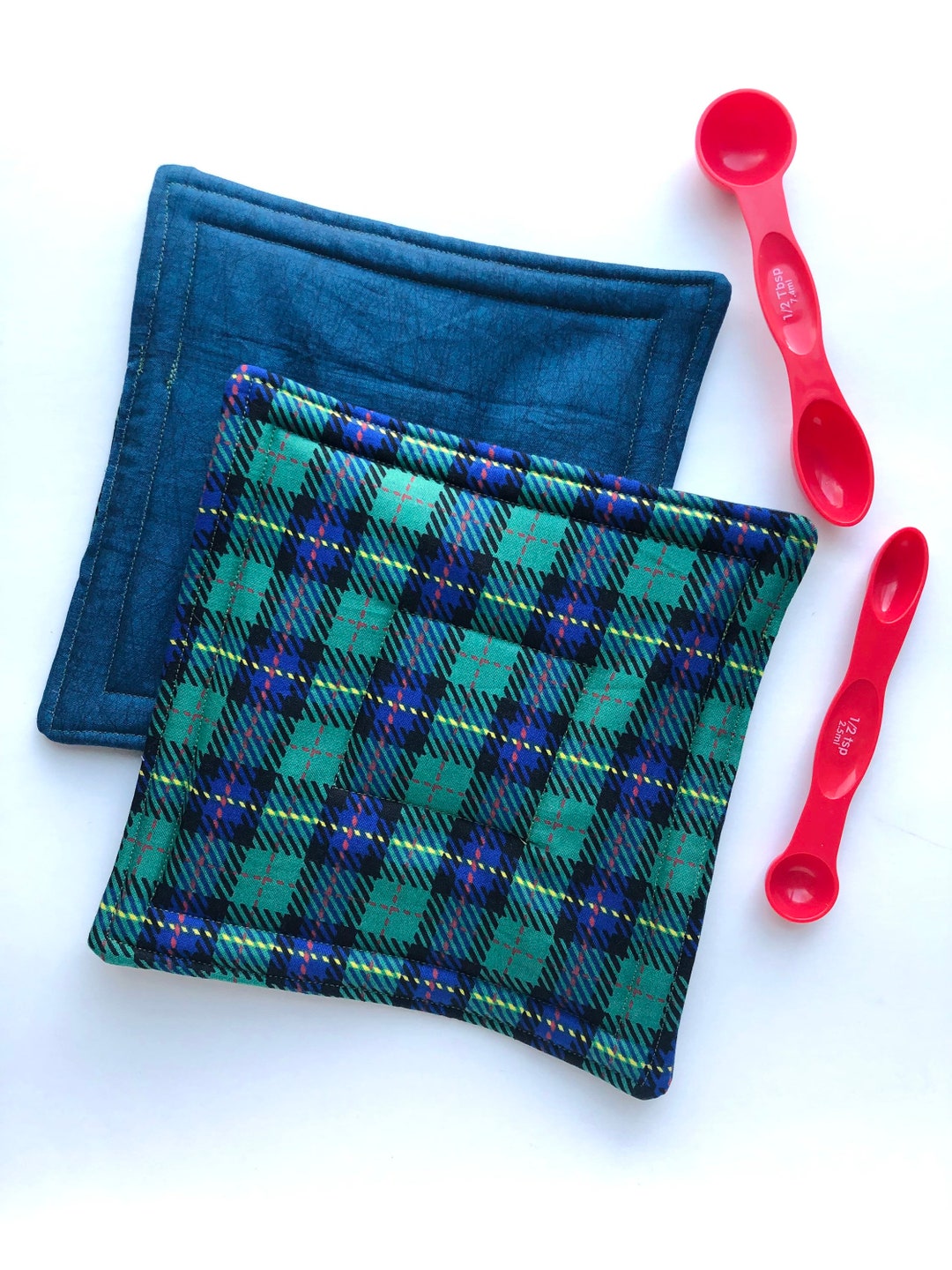 Plaid Fabric Hot Pads (set of 2) – Modern Kitchen Gift - Etsy