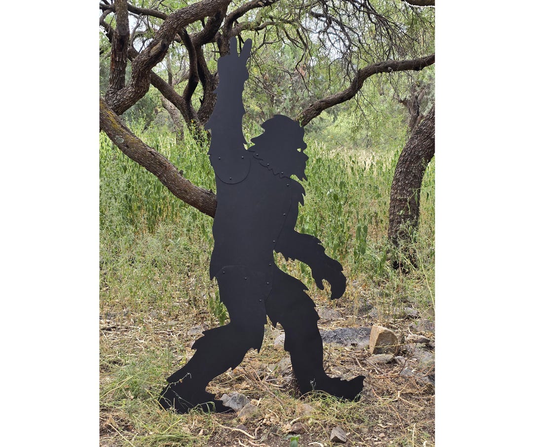 Giant Bigfoot Peace Sign Statue, Life-size Sasquatch Yard Art, Yeti ...