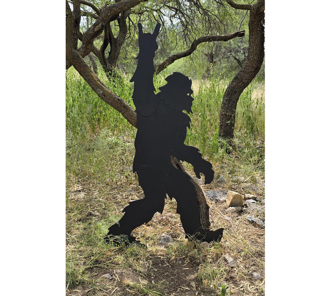 Giant Yeti Horns Sign Statue, Life-size Bigfoot Yard Art, Sasquatch ...