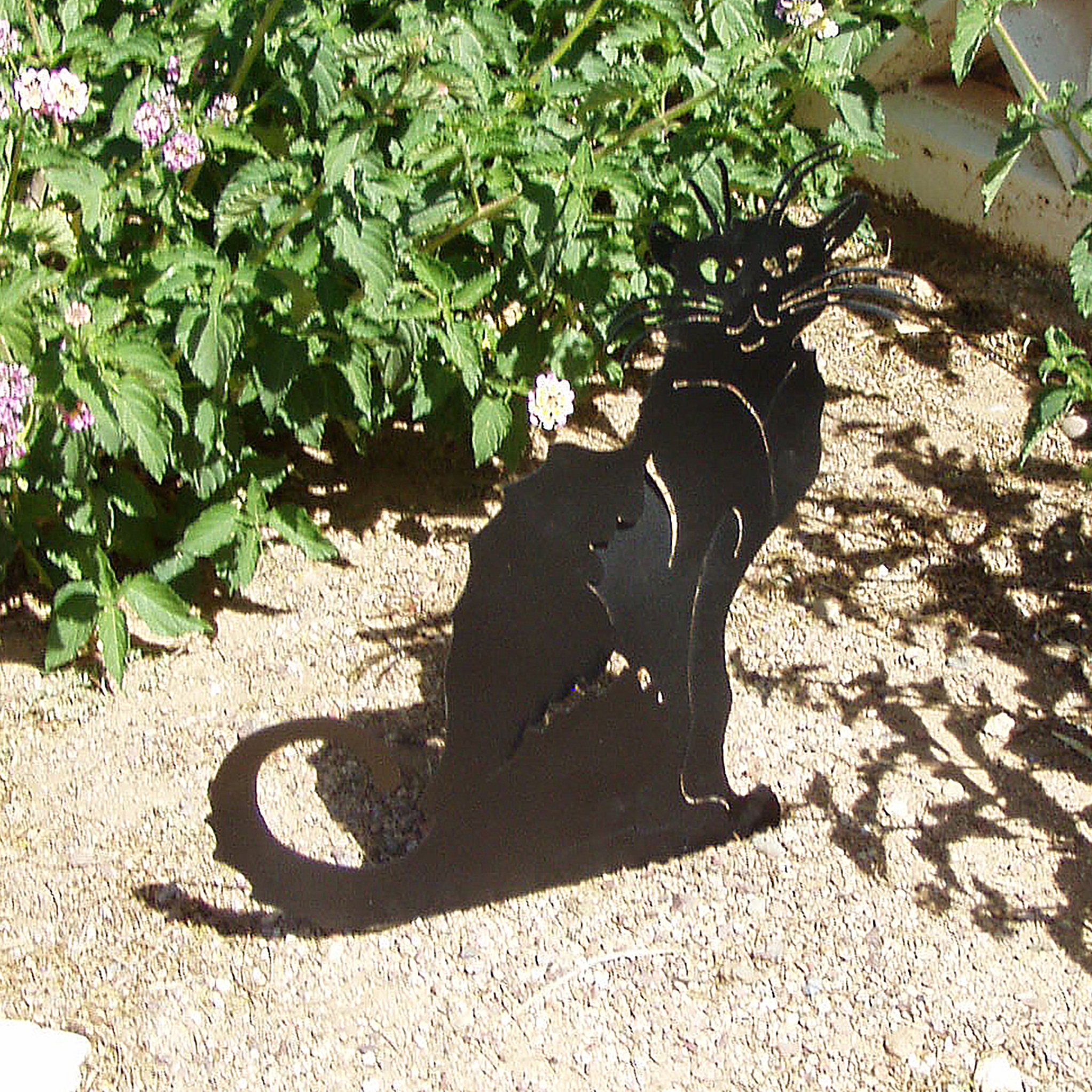 Black Cat Yard Garden Statue, El Gato Metal Yard Art, Steel Chat Noir ...