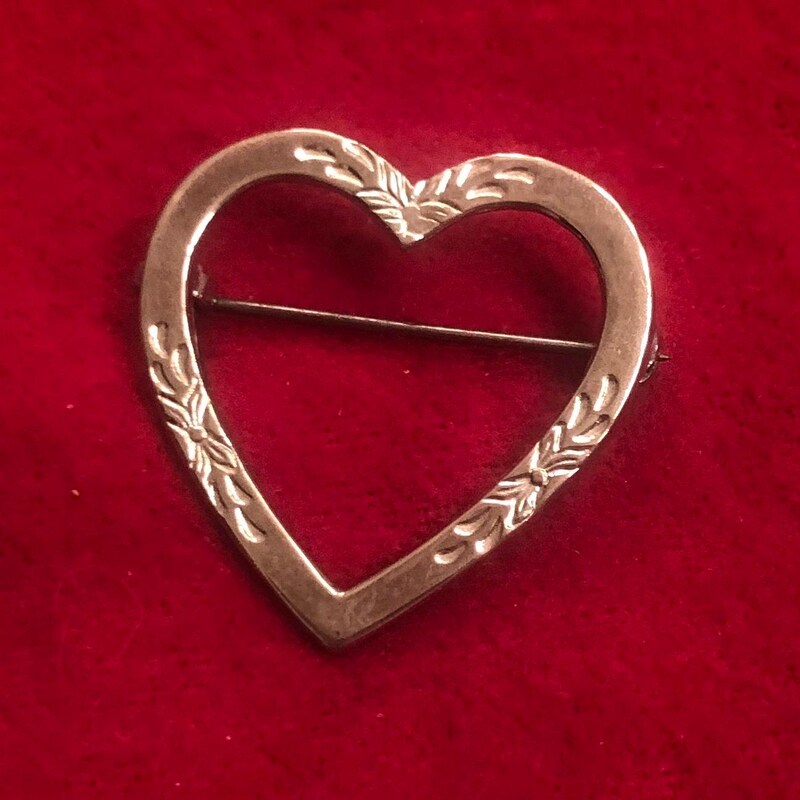Silver Heart Brooch - Etsy