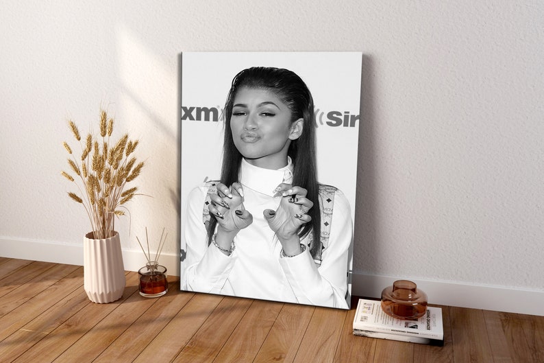 Zendaya Black & White Poster Instant Download Wall Art Celeb Poster I ...