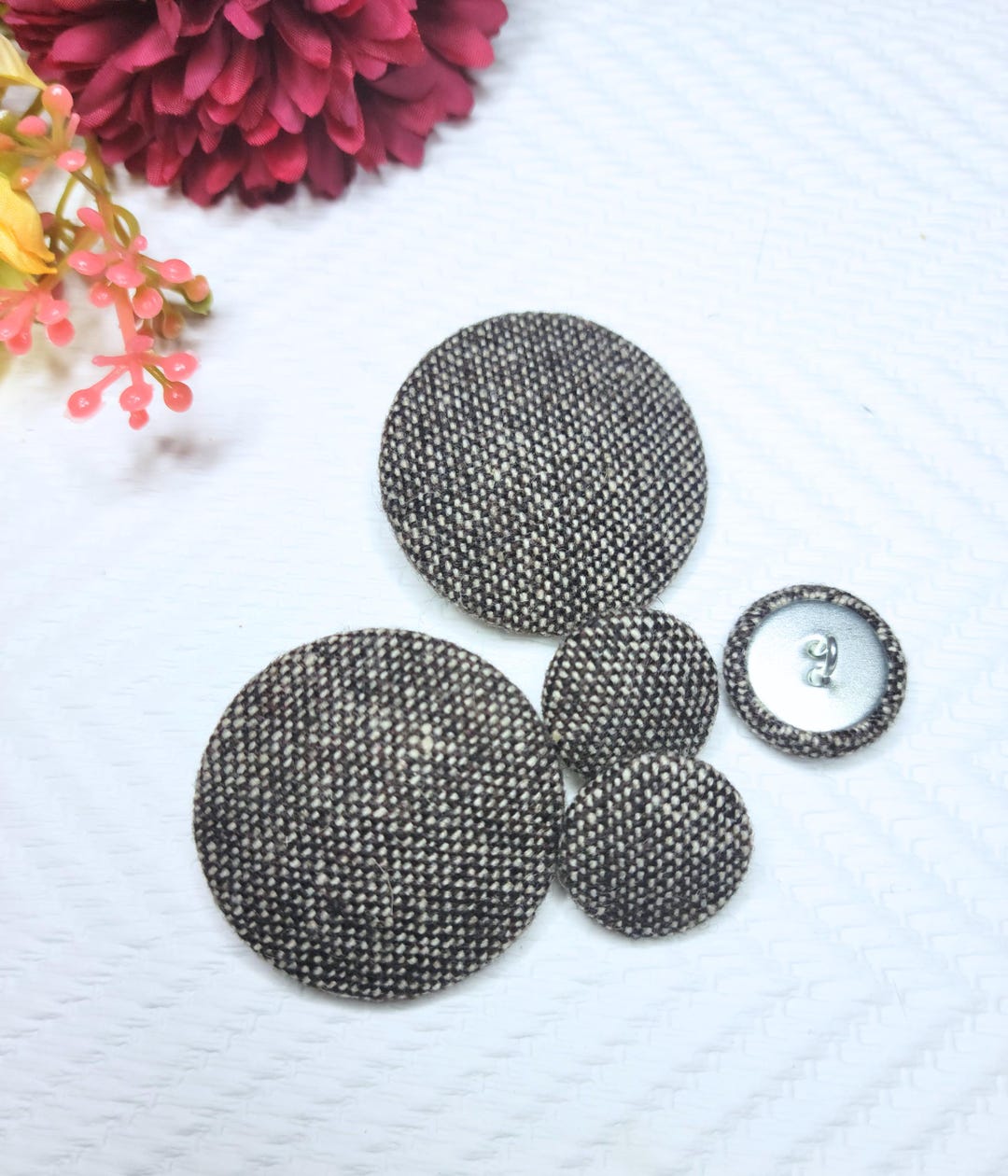 BLACK WHITE Button, Wool Buttons, Upholstery Button, Tufting Button ...