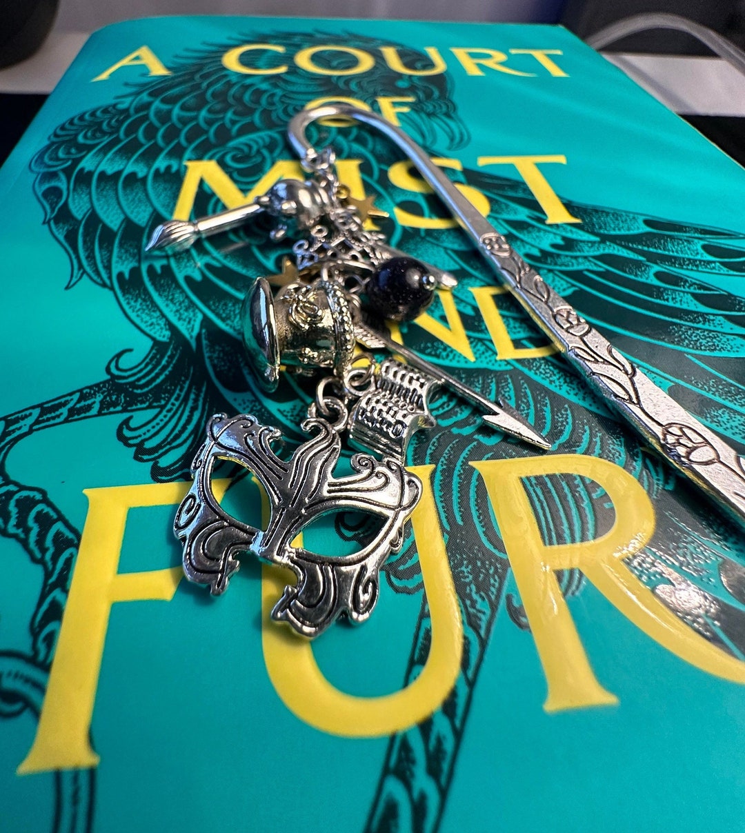 ACOTAR Bookmark Hook - Etsy