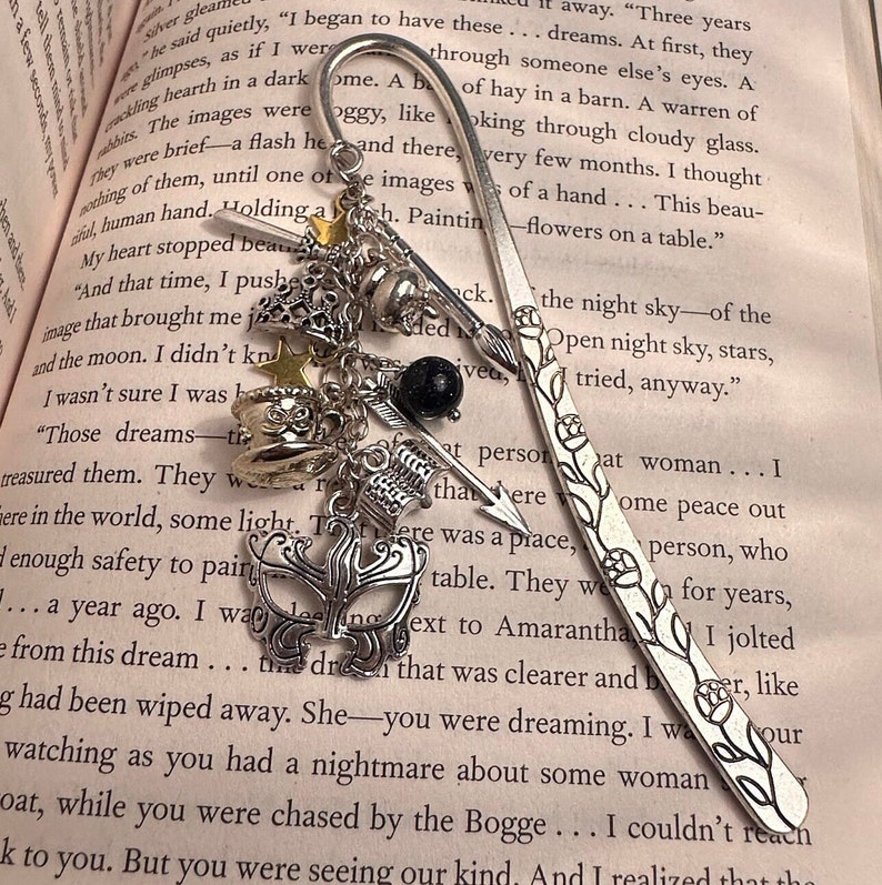 ACOTAR Bookmark Hook - Etsy