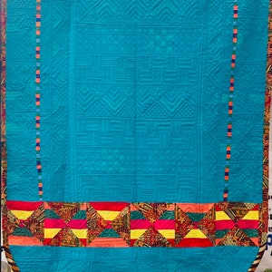 Spectacular Patchwork Quilt Hand Quilted in Contemporary Solid & Print ...