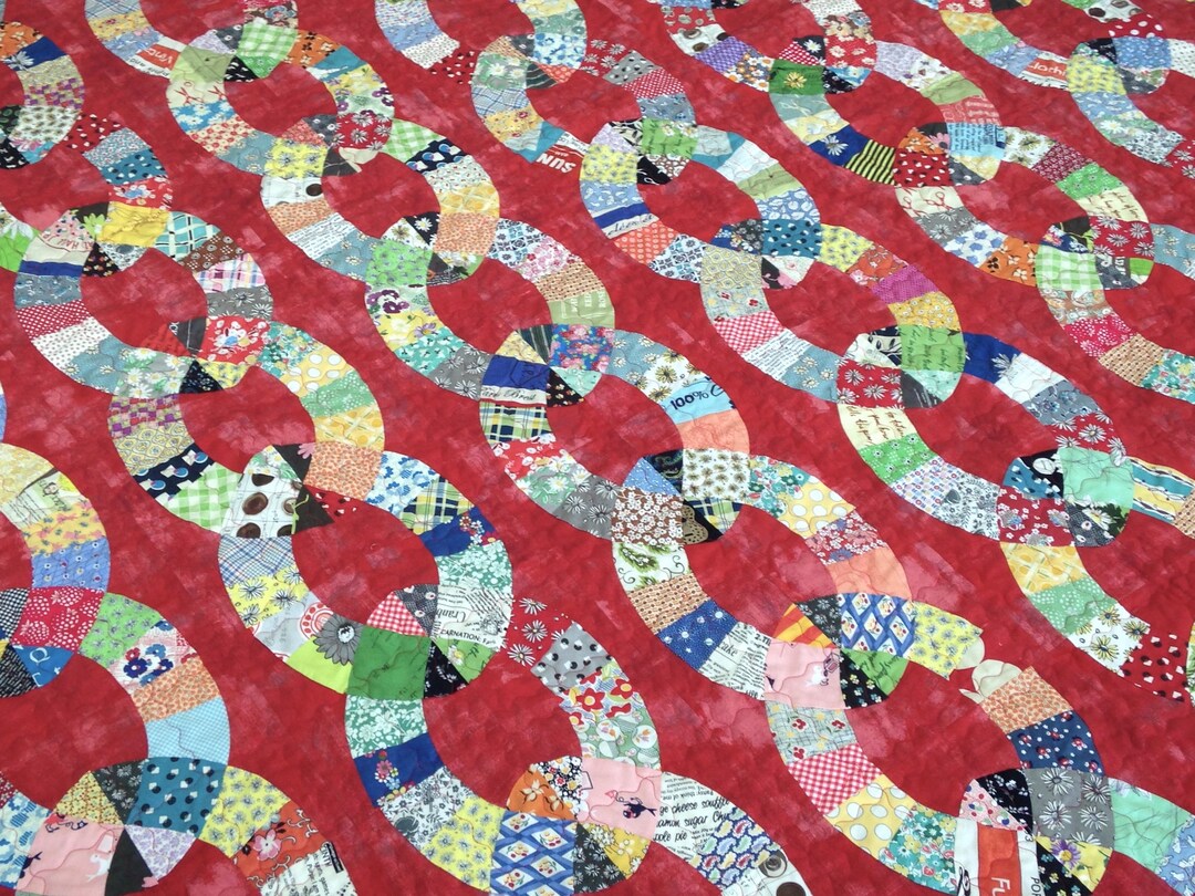 Queen Size Quilt - Chain Link Pattern - Vintage Look Feed Sack ...