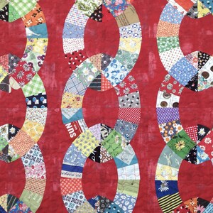 Queen Size Quilt - Chain Link Pattern - Vintage Look Feed Sack ...