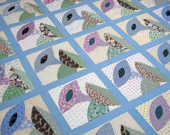 Patchwork Twin Size Morning Glory Quilt Made With a Vintage - Etsy