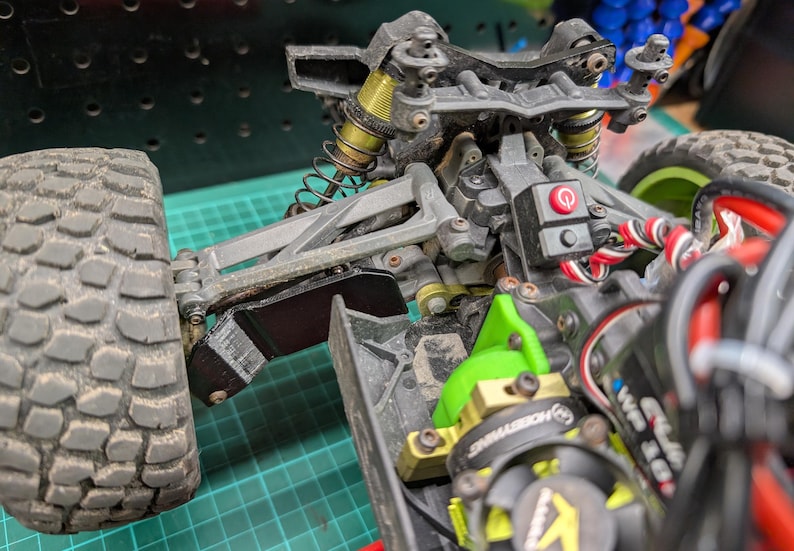 Rlaarlo Omni Terminator Rear Swing Arm Mud Guard Protector STL FILE ...