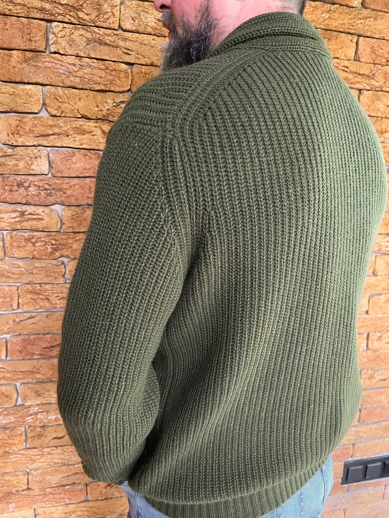 Green Knitted Woolen Men's Cardigan, Soft Merino Wool Men's Cardigan ...