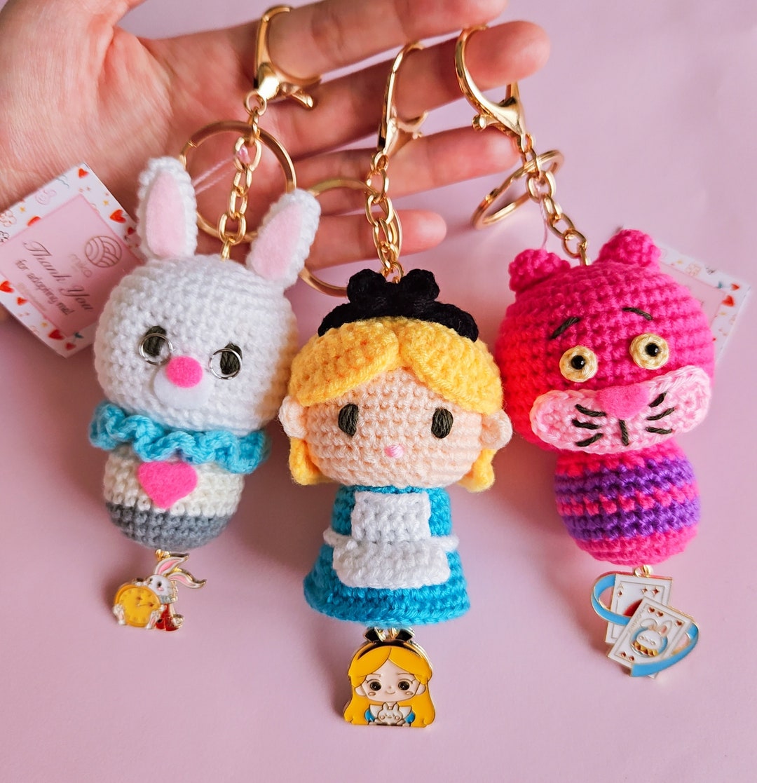 Alice in Wonderland Crochet Keychain, the Cheshire Cat Amigurumi ...