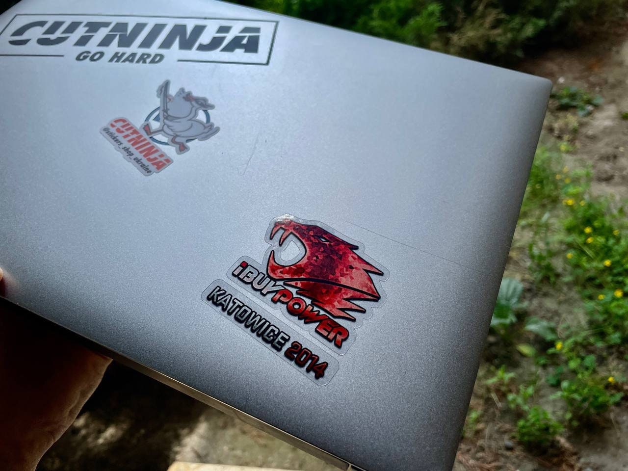 X5 Ibuypower & X5 Titan Holo Katowice 2014 - CSGO Stickers in Real Life ...