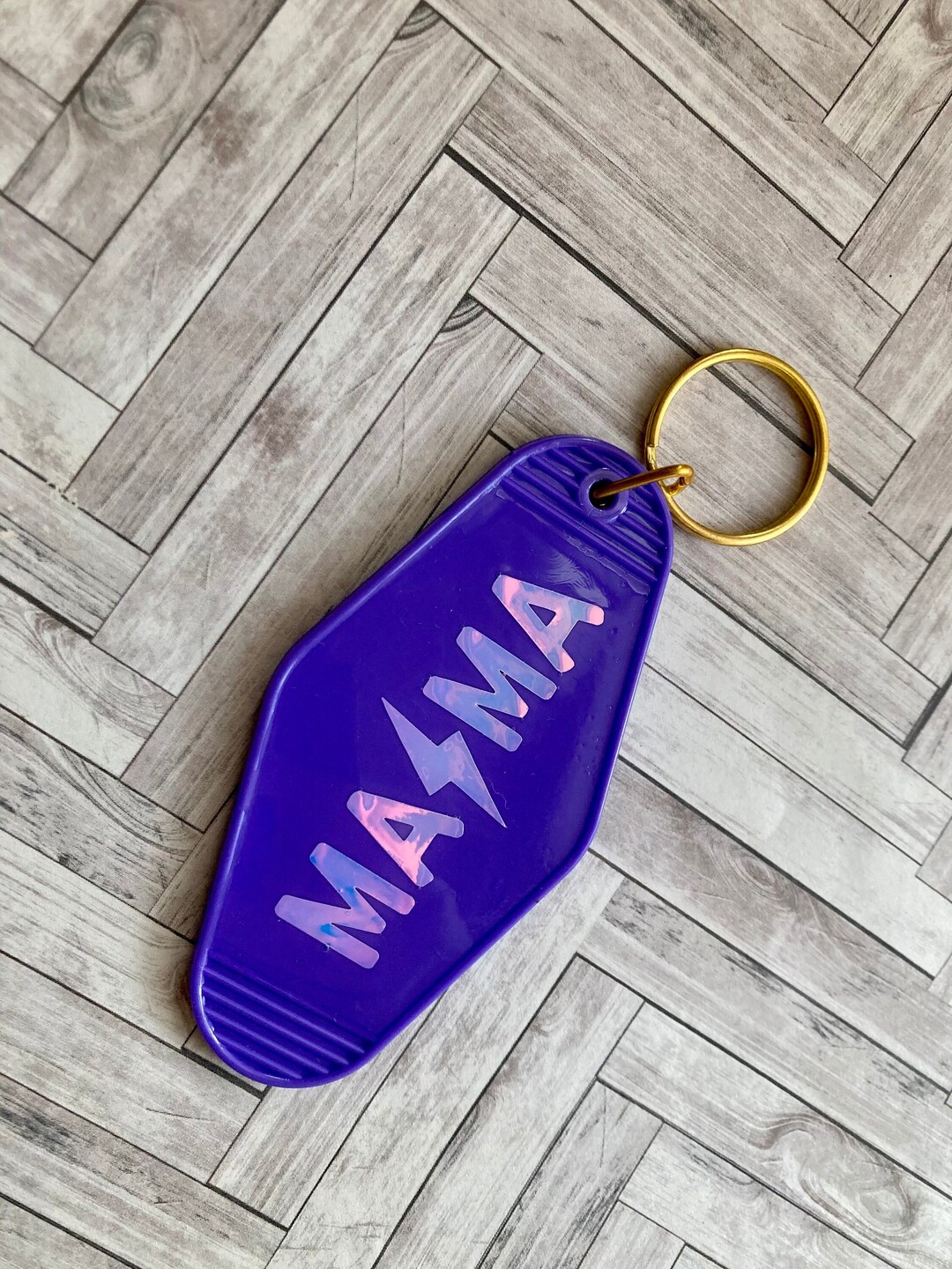 Cute Vintage Style Motel Keychain “mama” Lightning Bolt Rockstar BA ...