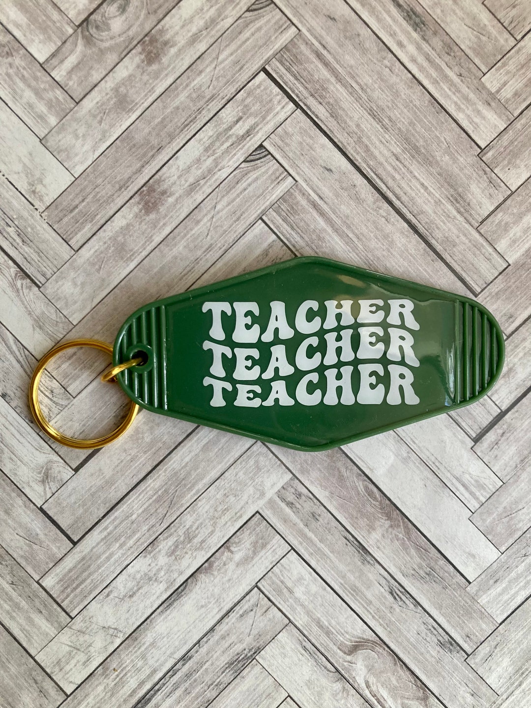 Cute Vintage Style Motel Keychain Teacher Gift - Etsy