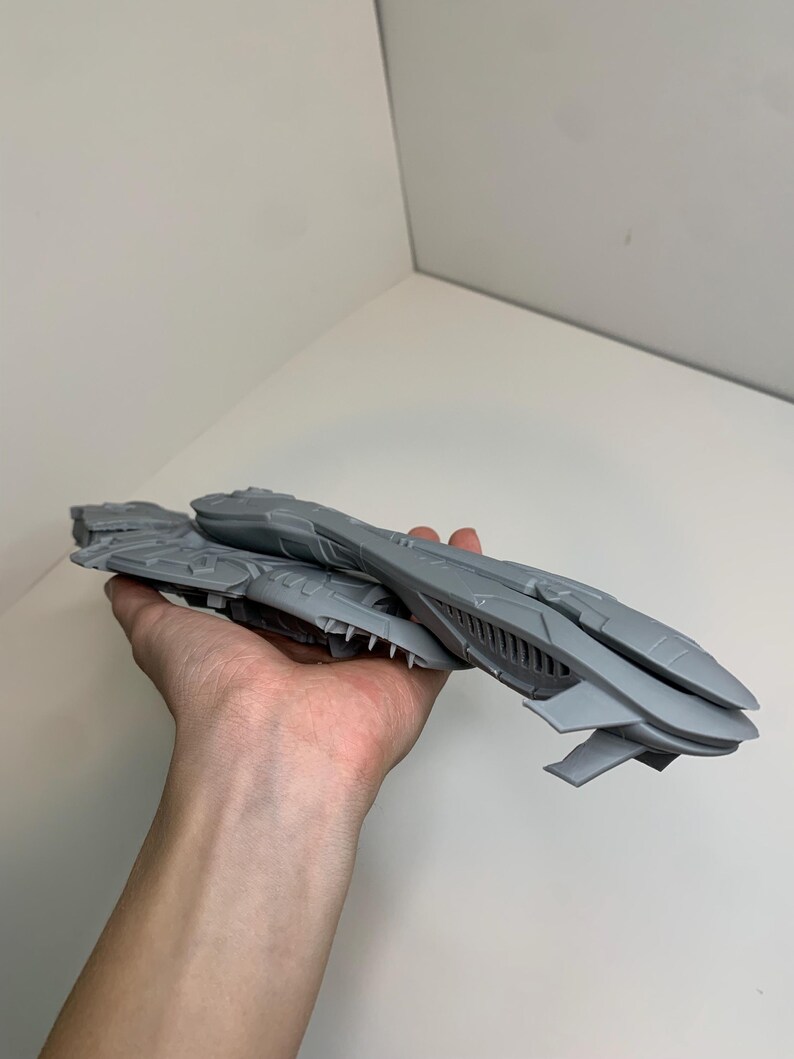 Ors-class Heavy Cruiser • 12″ Covenant Halo Model Kit With Stand • 3-D ...