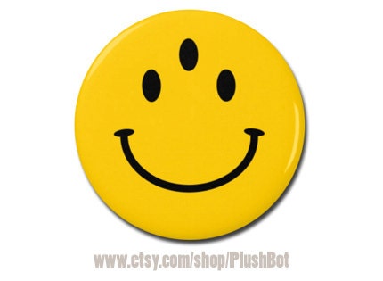 Three Eyed Smiley Face Funny Button 1.25 or 2.25 | Etsy