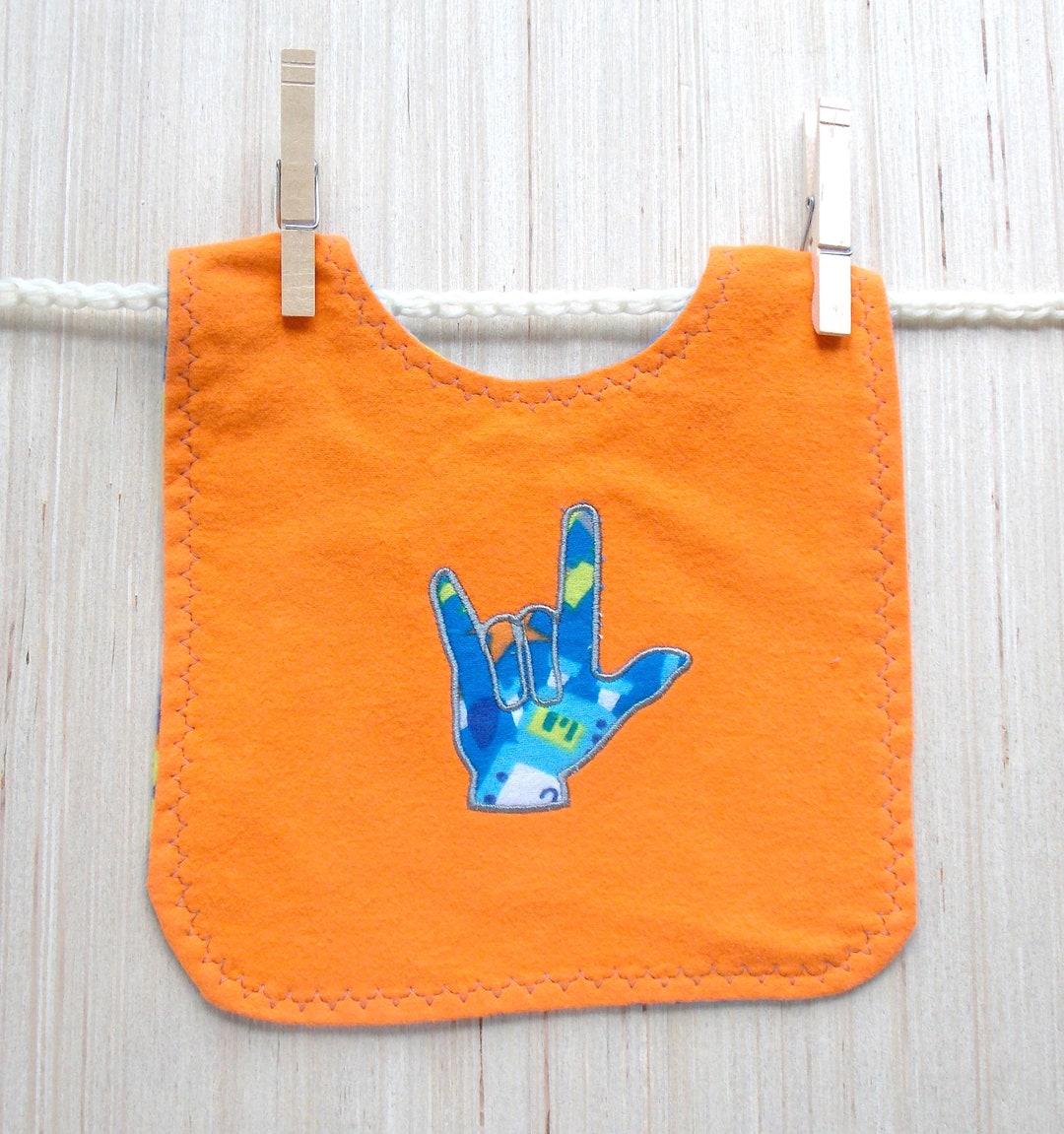 ASL I Love You Hand Baby Bib - Baby Sign Language - Sign Language Baby ...