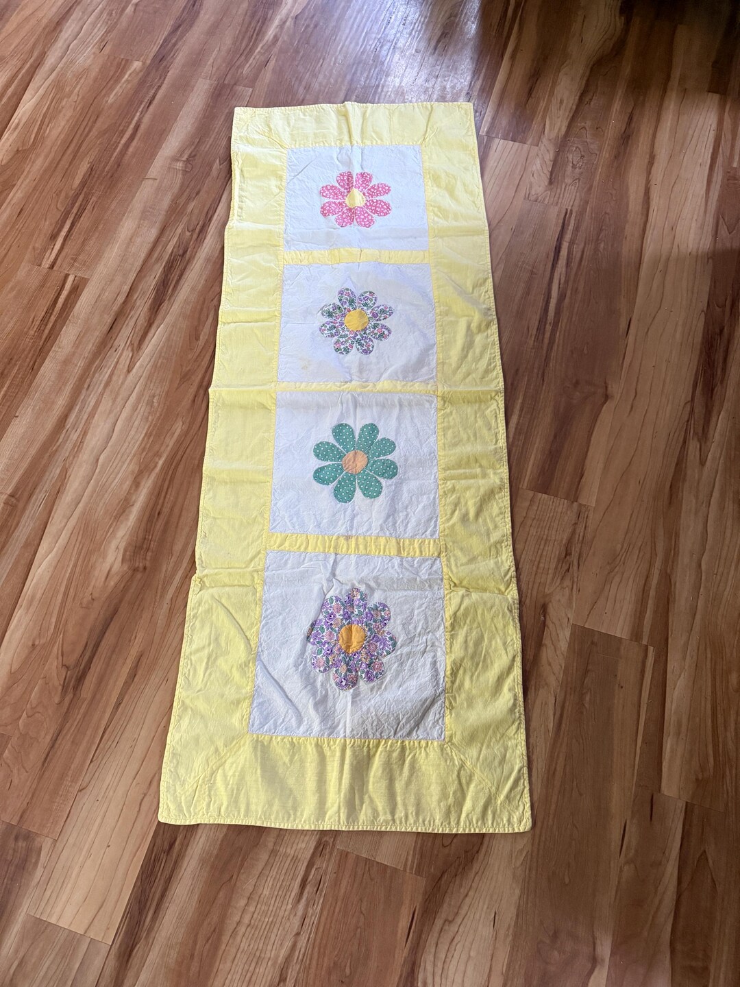 Floral Applique Quilted Table Runner - Etsy